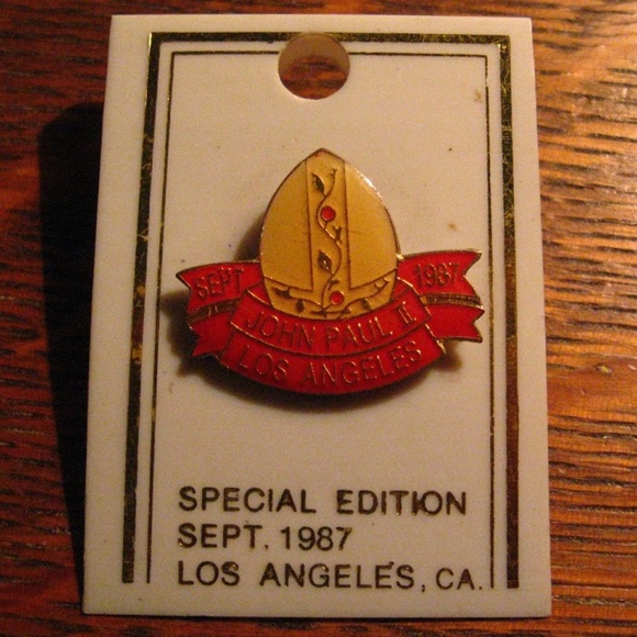 Pope John Paul II | Accessories | Pope John Paul Ii Vintage 987 Los ...